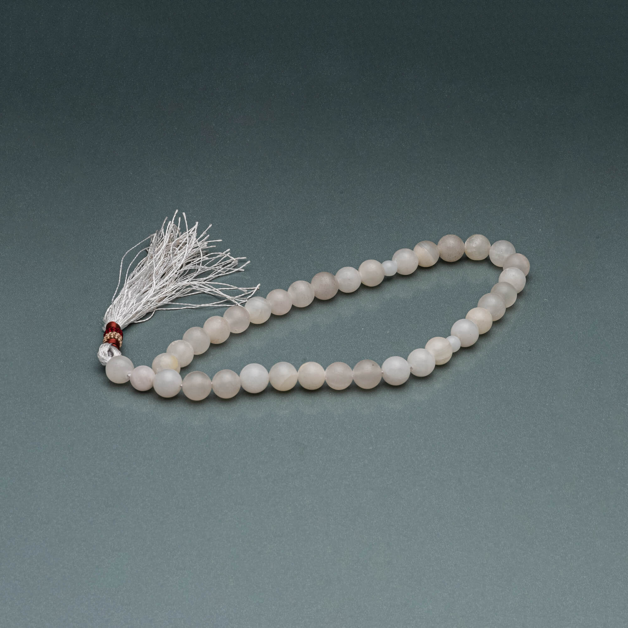 White Aqeeq Stone Tasbih (10mm 33 Beads) – theshopkorner